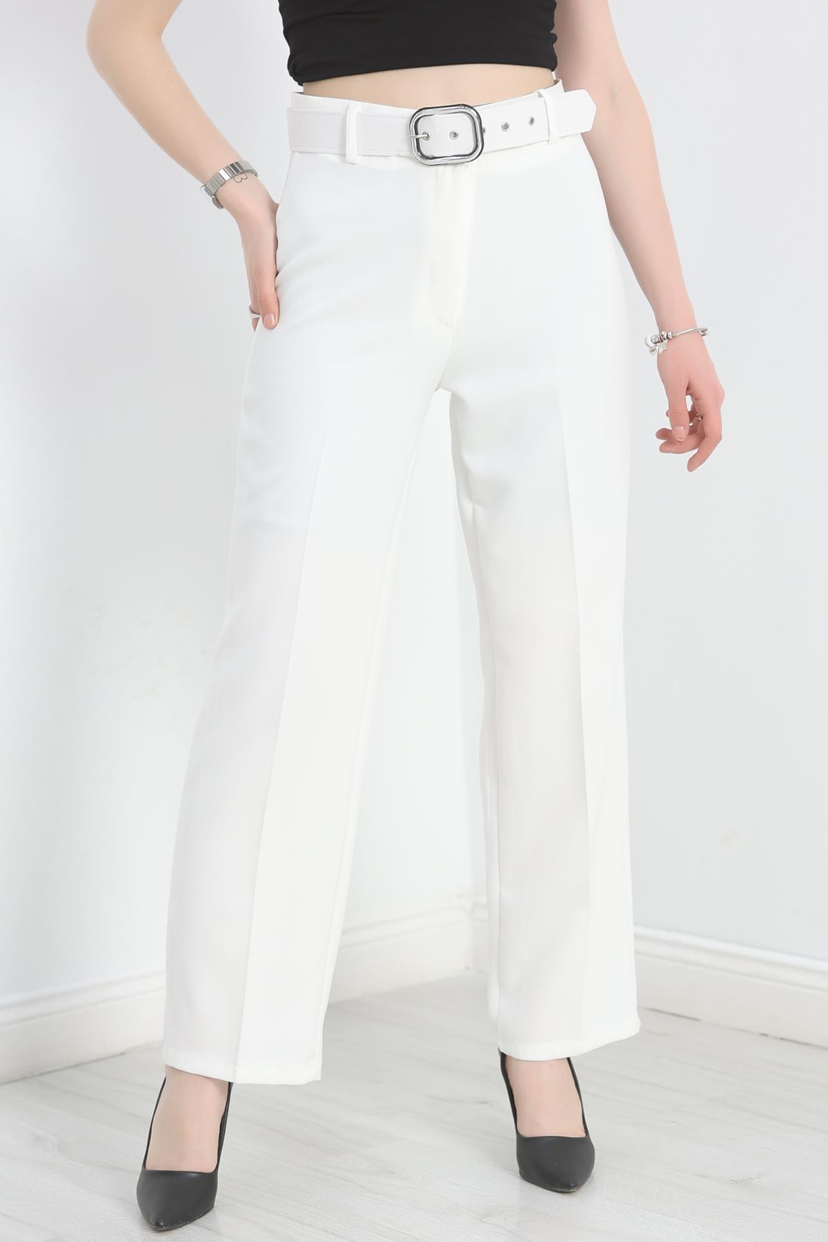 Double Kumaş Kemerli Bol Paça Pantolon Beyaz - 20903.1397. - Haydigiy